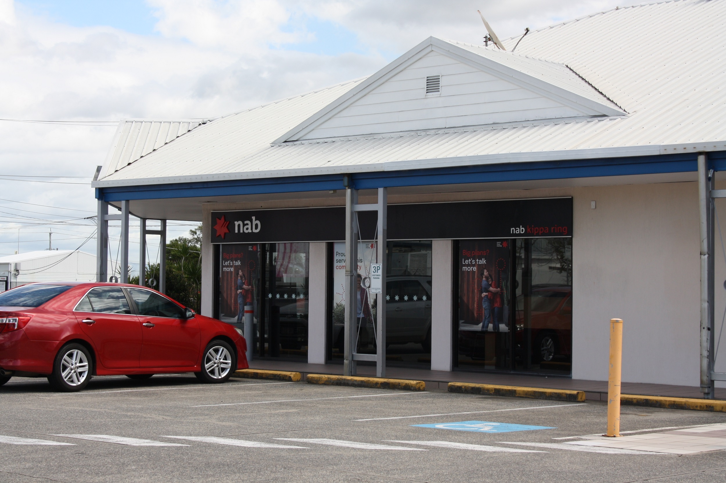 NAB to close Kippa-Ring brn=anch