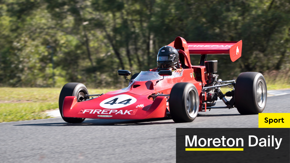 ‘Golden era’ cars grace Lakeside track