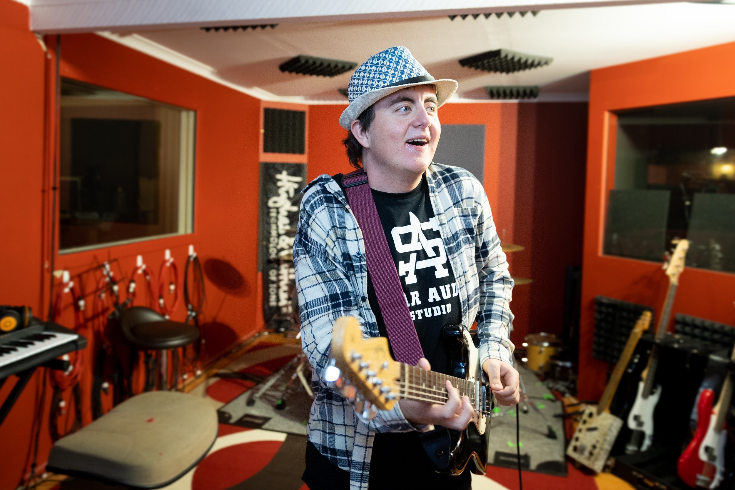 Buskers create party by the lake