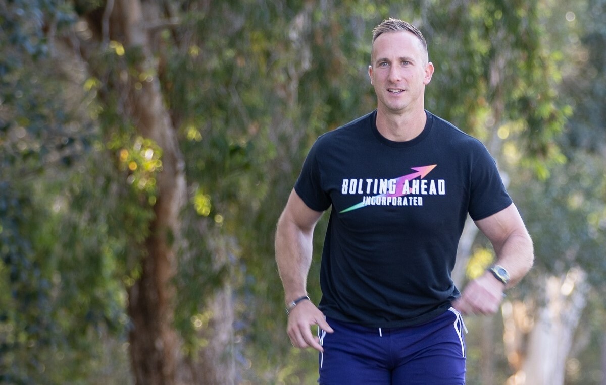 Richard bolts past halfway