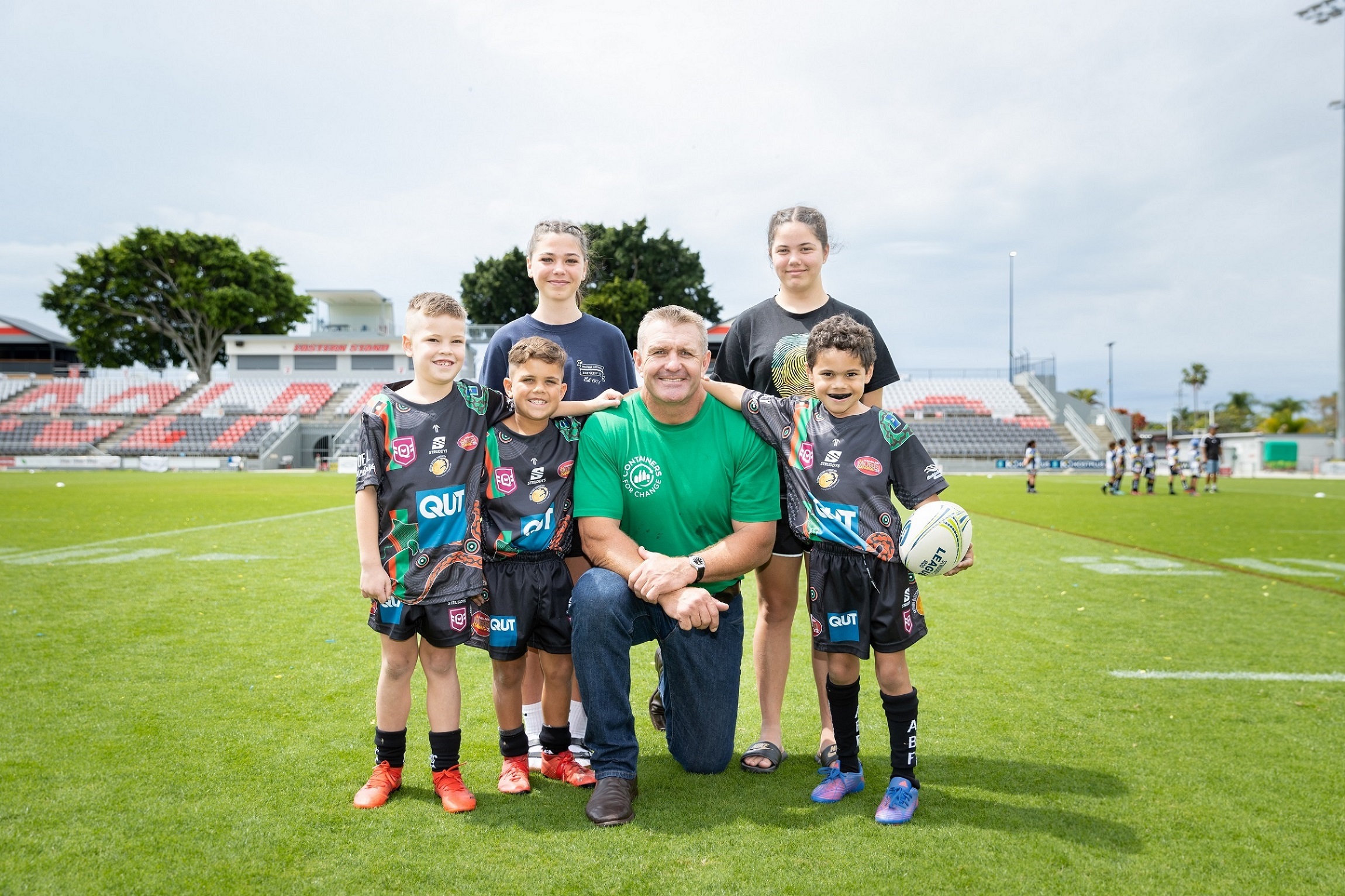 Shane Webcke kicks off recycling education at Murri Carnival