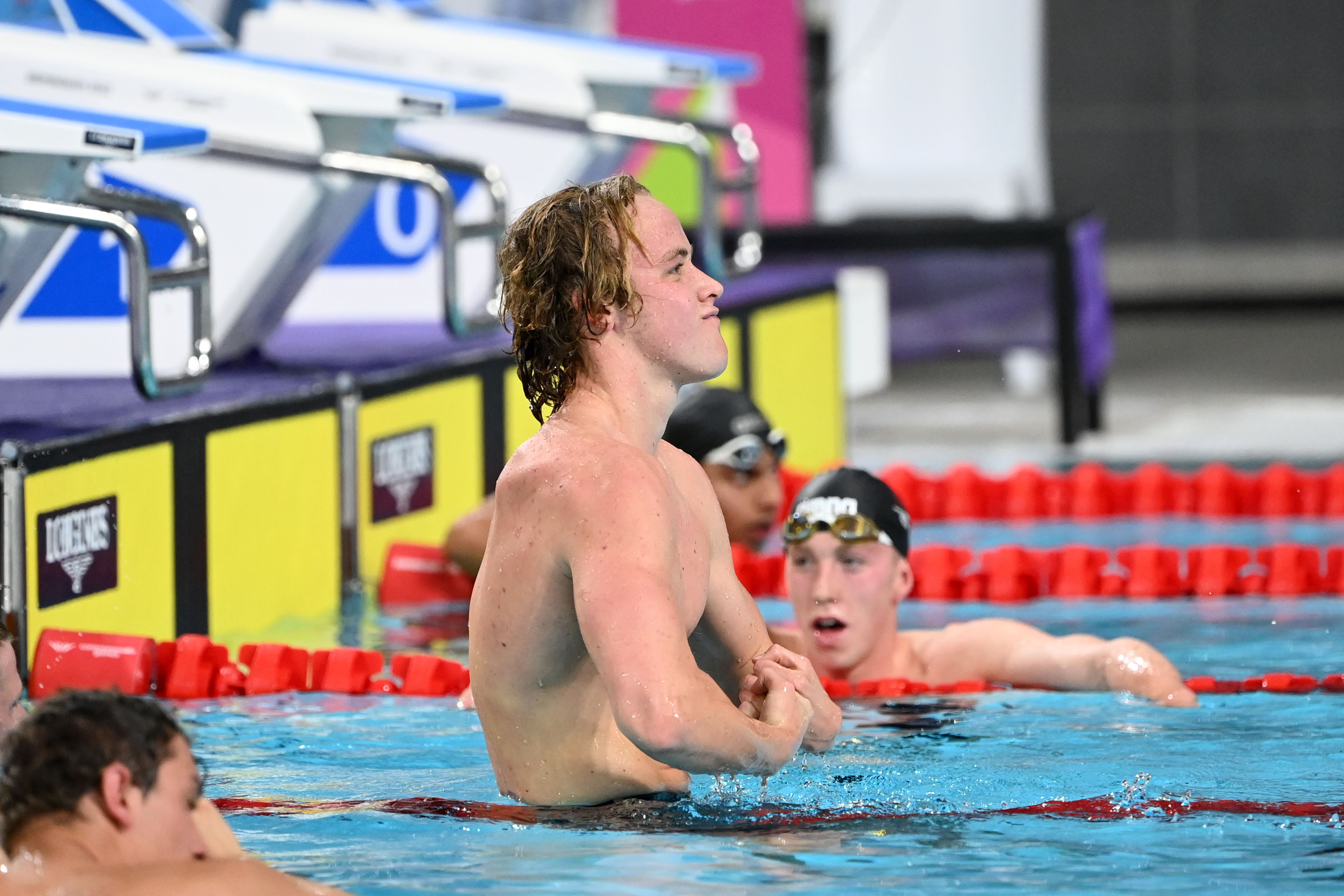 Duo help put Aussies on top of world